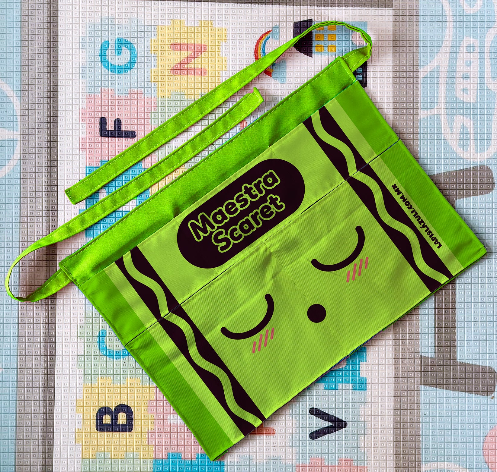 Maxidelantal │ Crayola Verde Limón – Lapislázuli